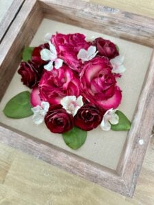 What to Do with Dried Roses: 20 Pretty Ways to Use Preserved Blooms ...