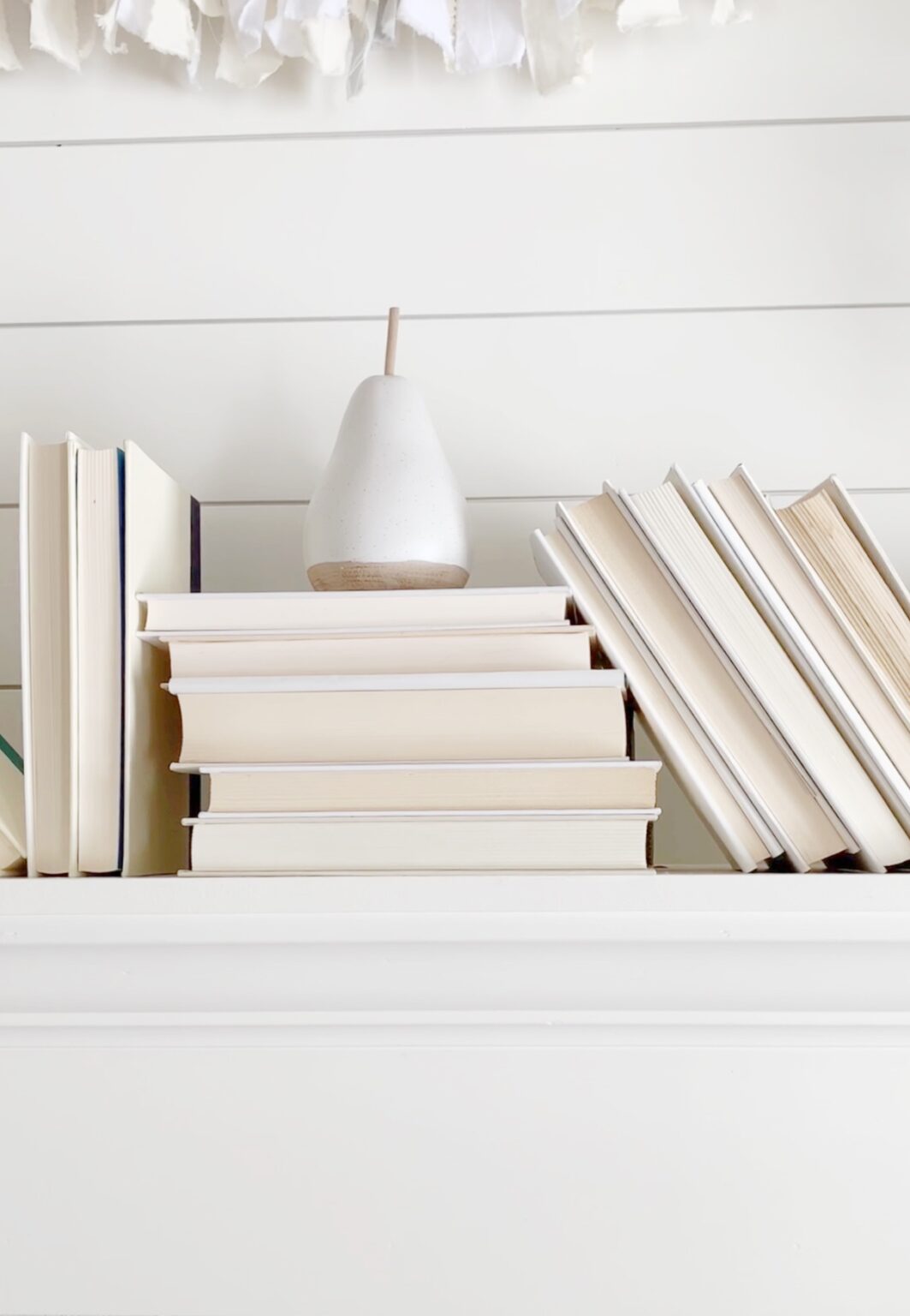 Decorative Books: Creative, Cozy Styling Ideas for Every Room ...