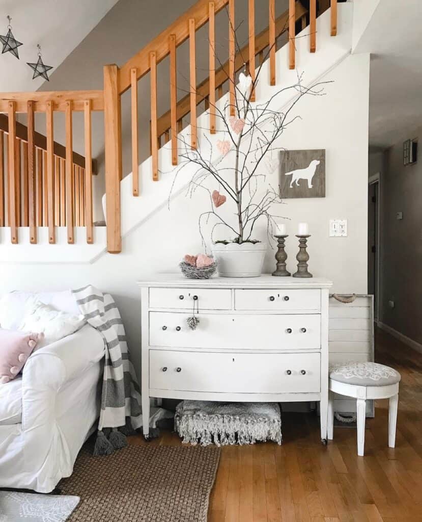 Throw Blanket Storage Ideas for Real Living Rooms (Stylish & Practical ...