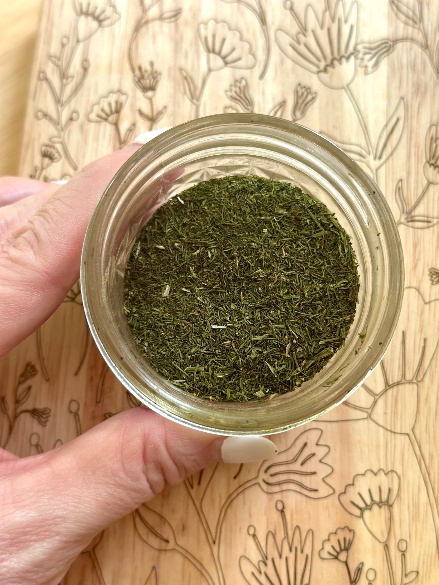 Cutting Dill Made Easy: Techniques, Tips, and Uses - Celebrated Nest