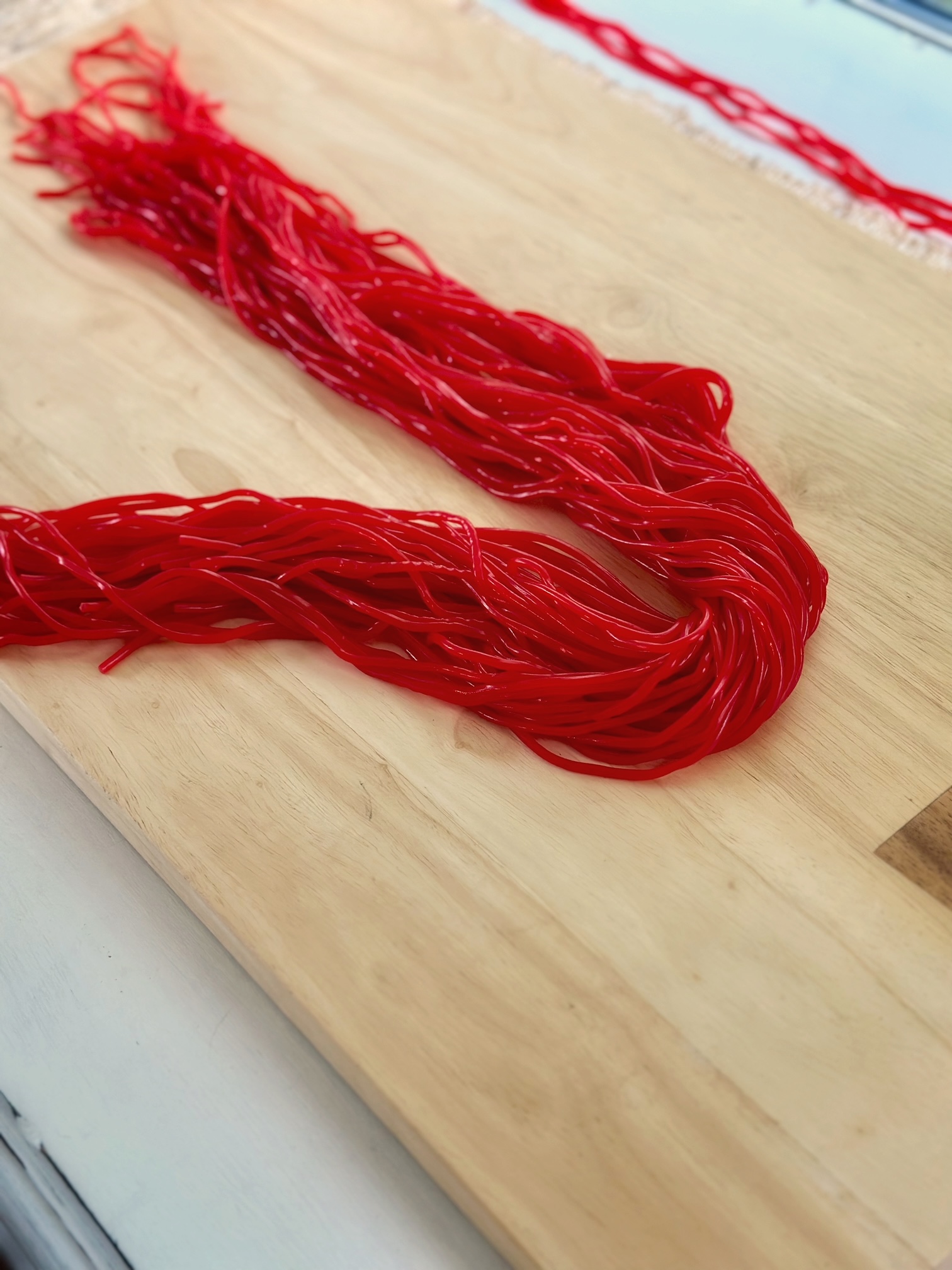 Dessert Charcuterie Board Wreath for the Holidays (With Licorice Bow ...