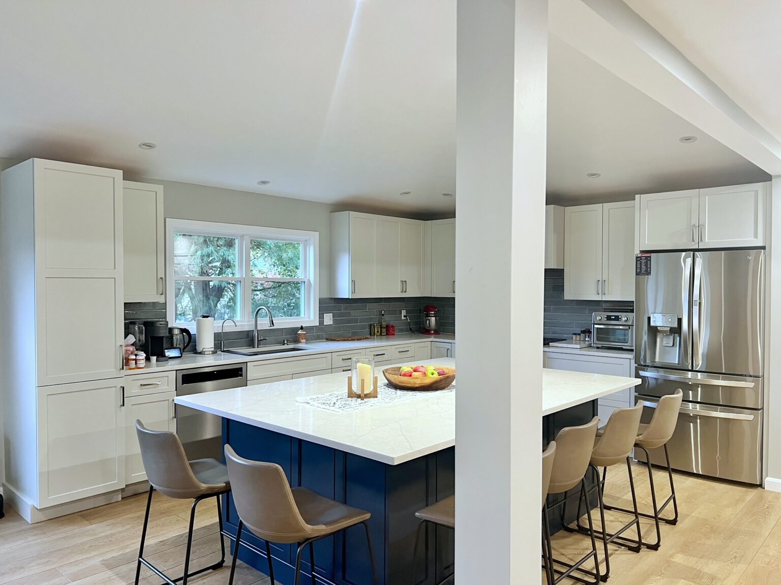 Spacing for Kitchen Island: How Far Should It Be from Cabinets ...