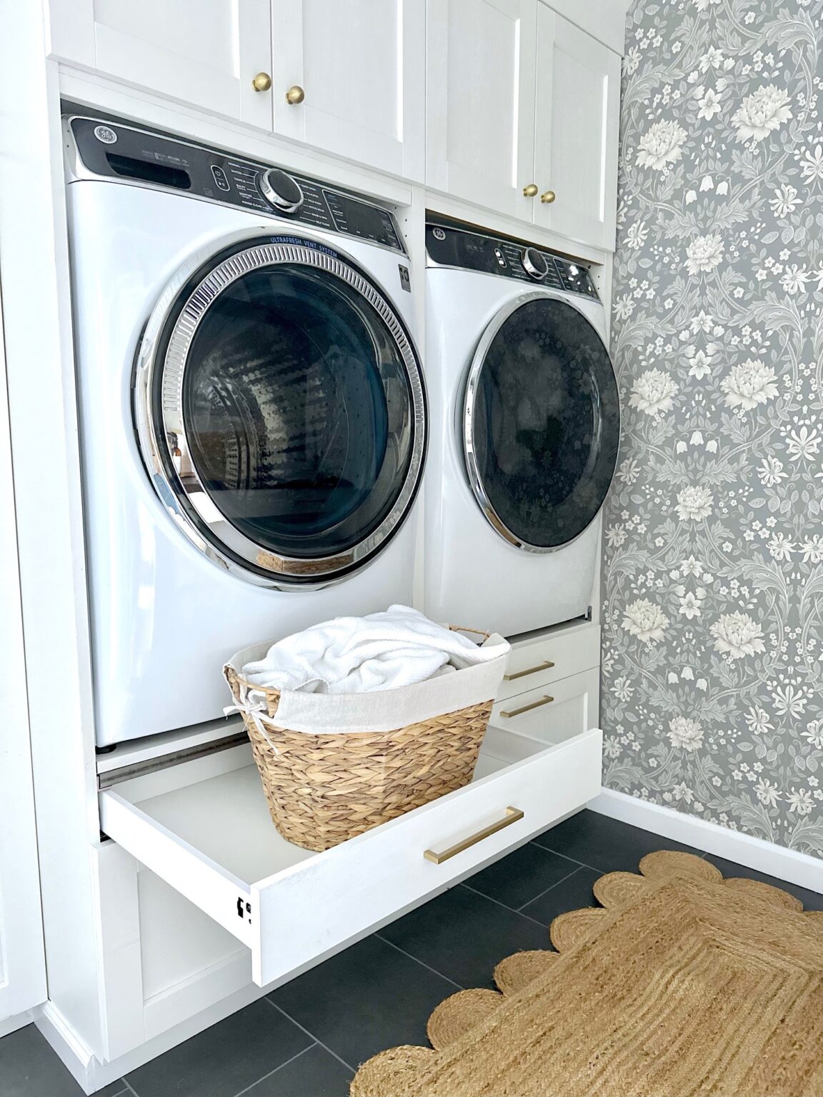 IKEA Hacks for Built-In Washer and Dryer Cabinets: Design Secrets ...