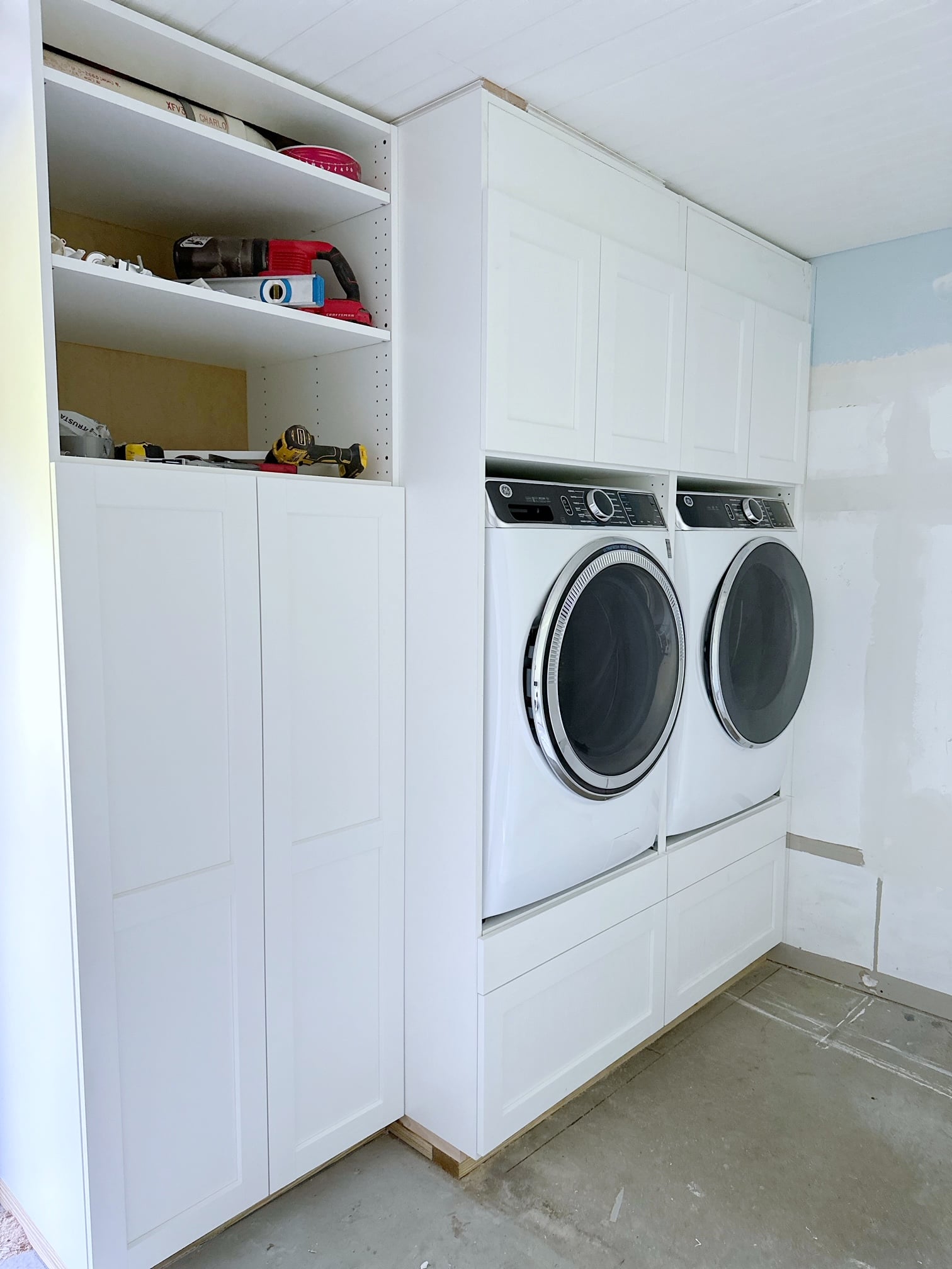 IKEA Hacks for Built-In Washer and Dryer Cabinets: Design Secrets ...