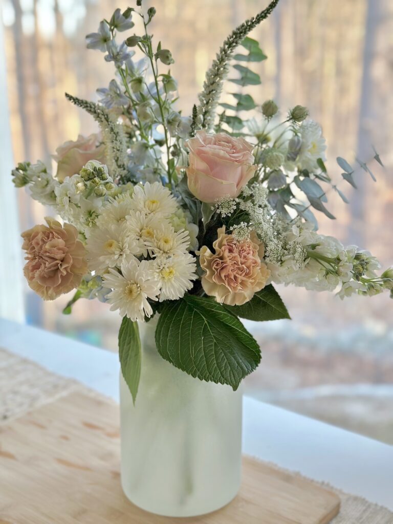 Make Grocery Store Flowers Look Expensive: A Floral Designer Shows You ...