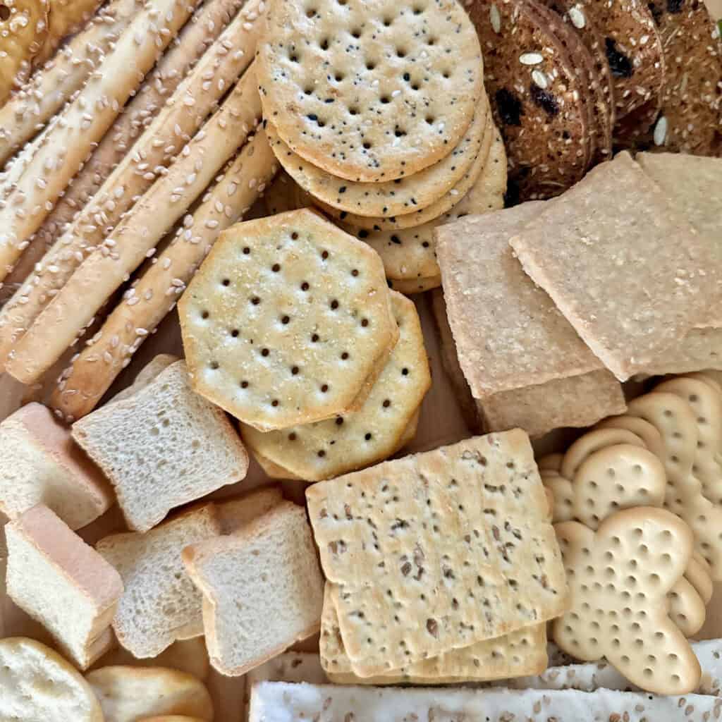 Crackers for Charcuterie Boards (How to Choose Crackers That Make a ...